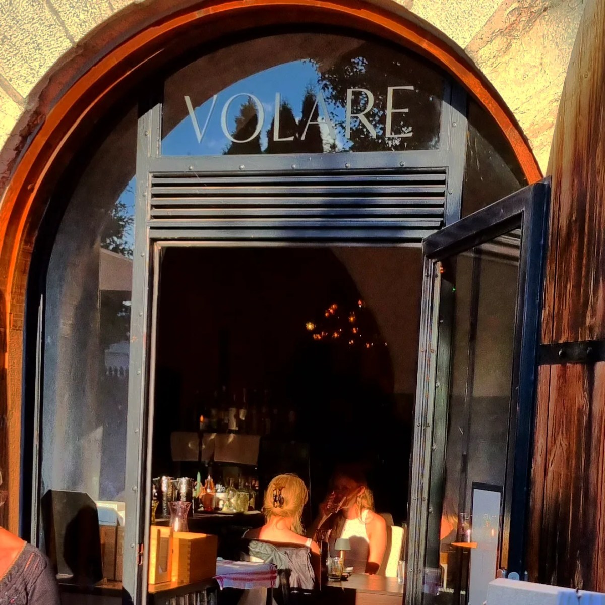 Volare Vinbar | Volare – Cornsfood
